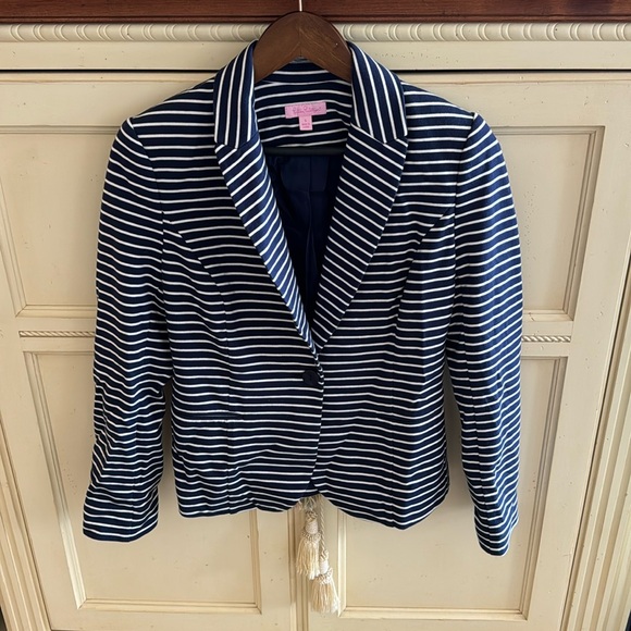 Lilly Pulitzer | Jackets & Coats | Lilly Pulitzer Navy And White ...
